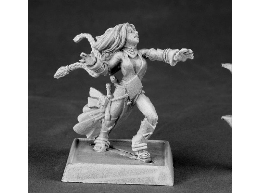 Reaper Pathfinder 60009 Seoni Iconic Female Sorceress - snmstuff.co.uk